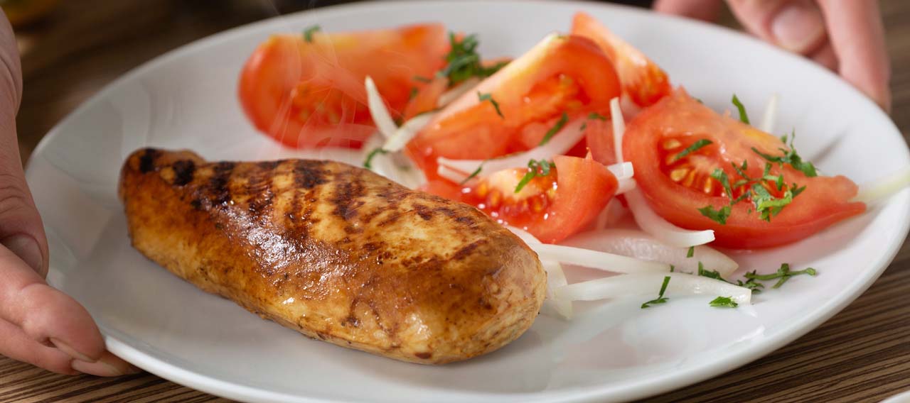 Receta de Pollo grille con ensalada chilena | Super Pollo